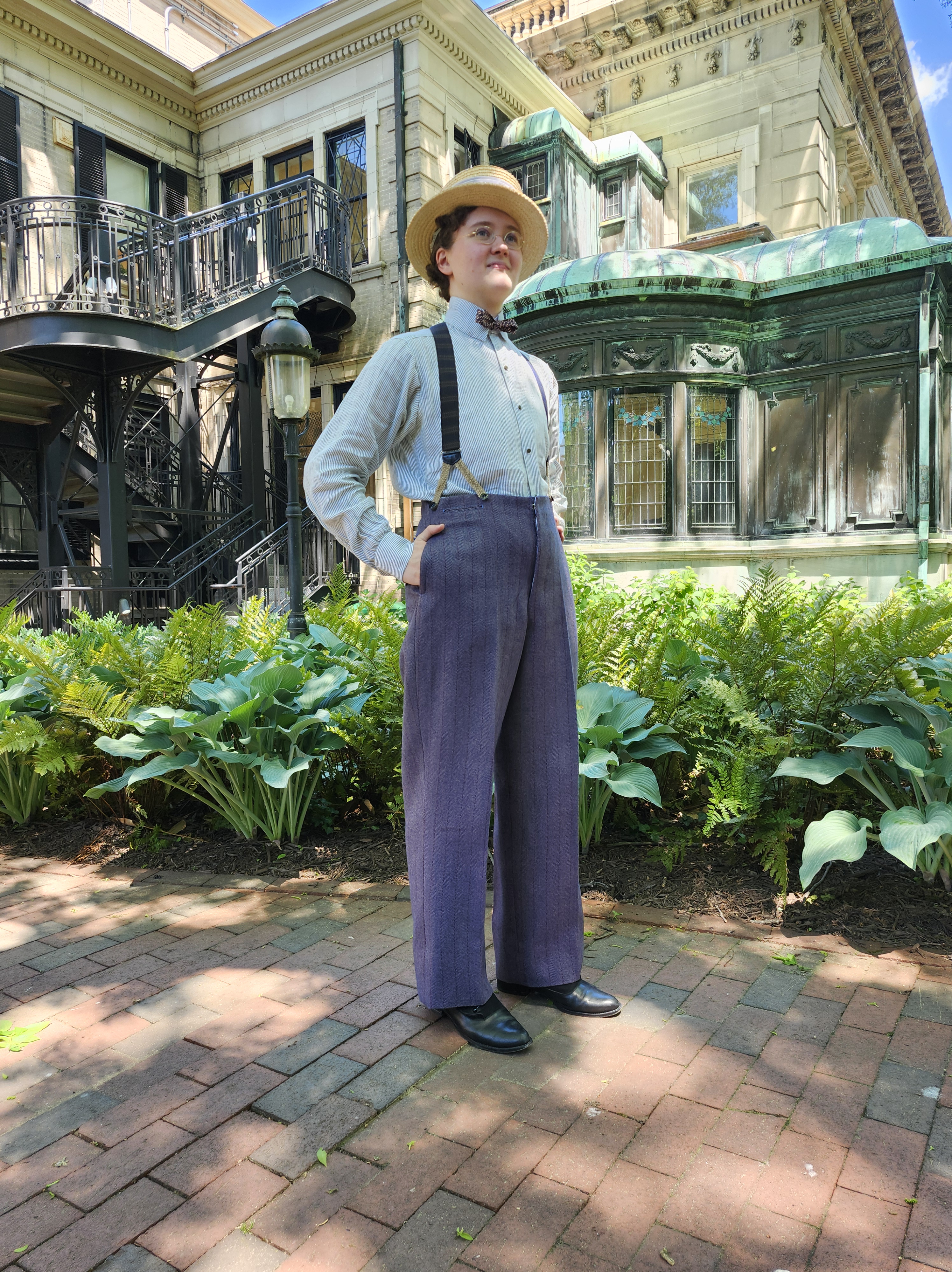 Victorian Outfit – Rowan Costumes